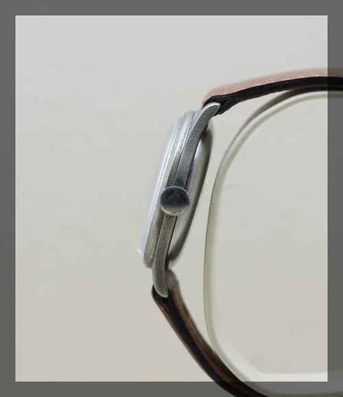 Omega RAF Pilot Watch WWII Ref. 2292 Year 1943 - Momentum